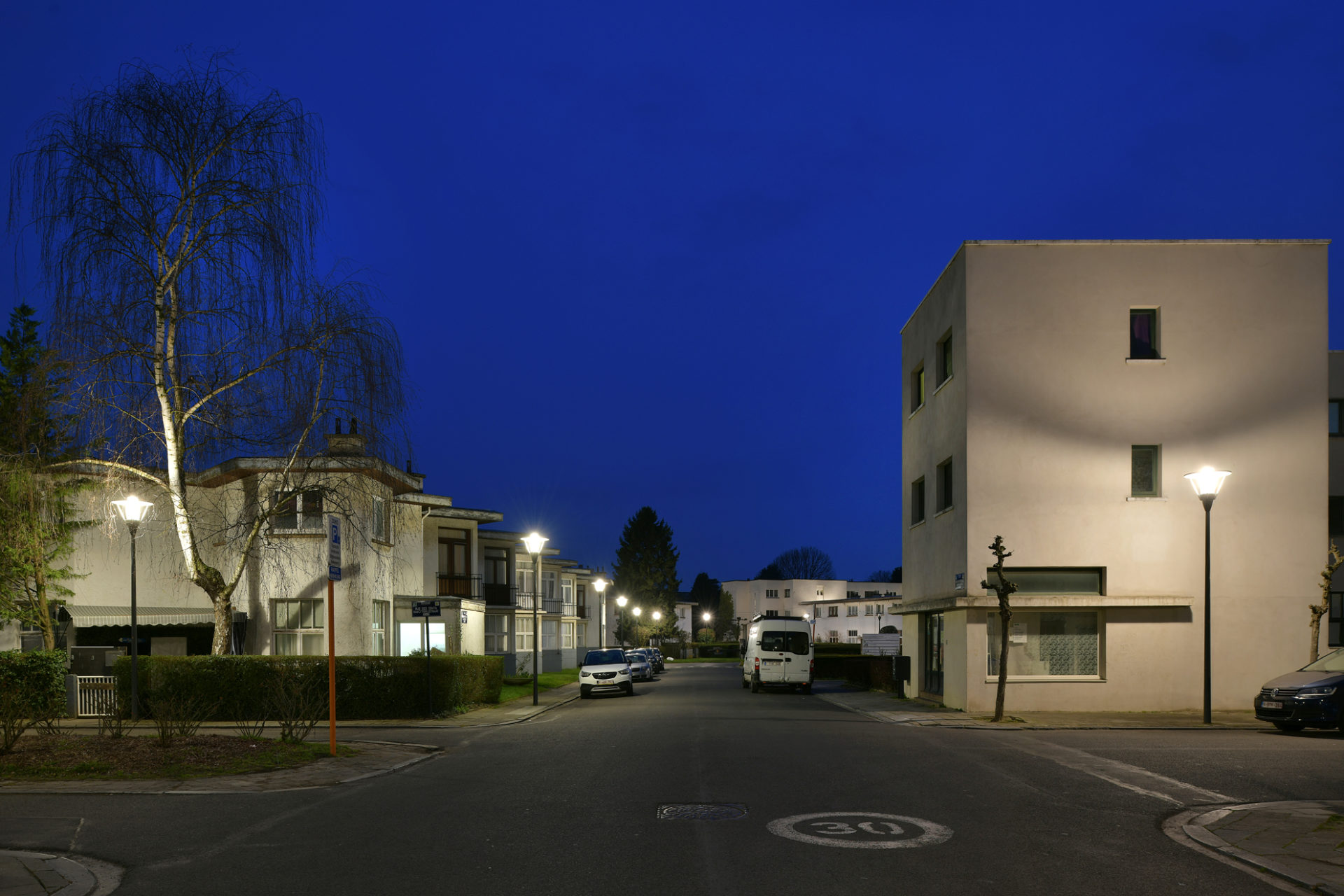 Cité Moderne, Berchem-Sainte-Agathe – Radiance 35