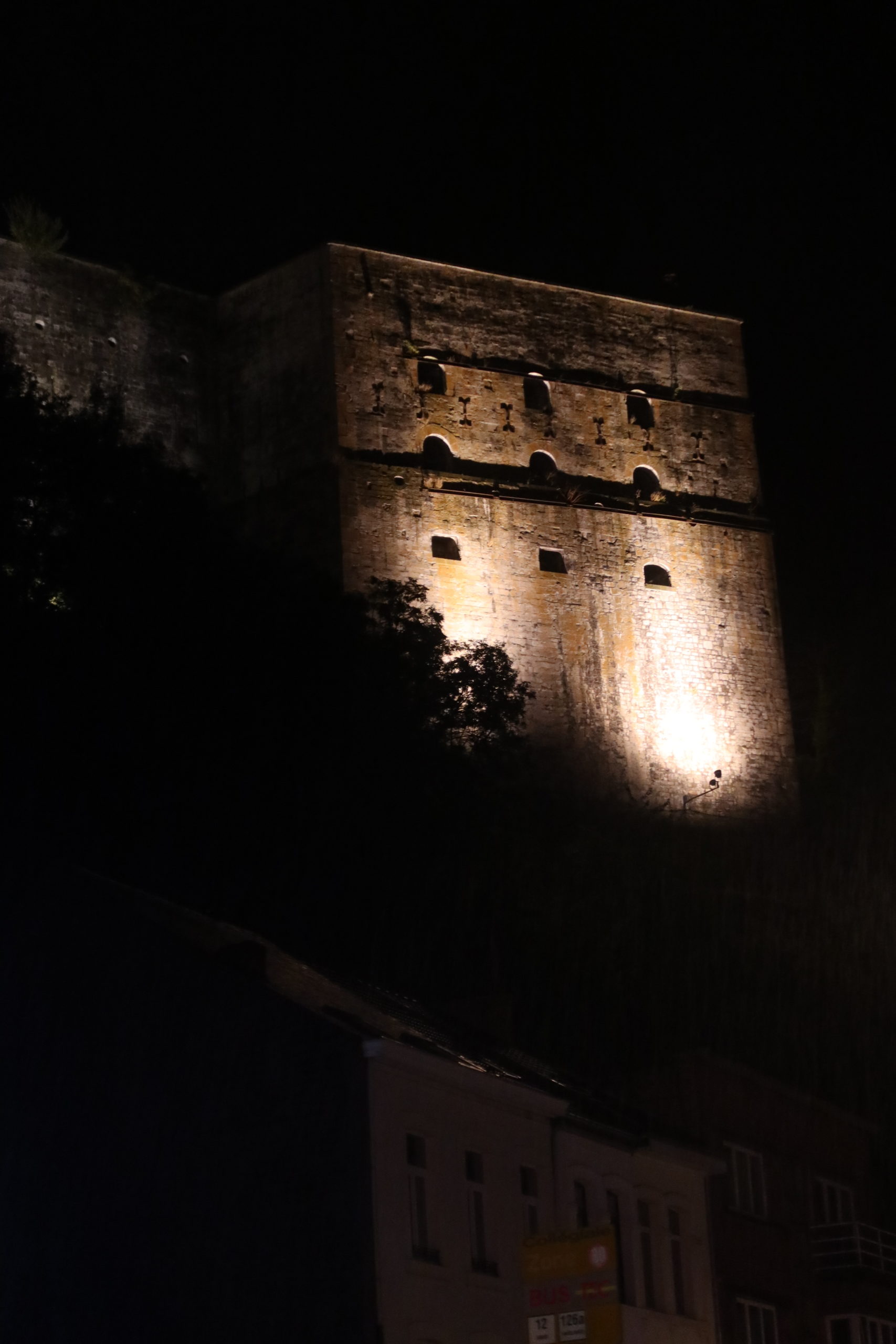 Fort, Huy – Radiance 35
